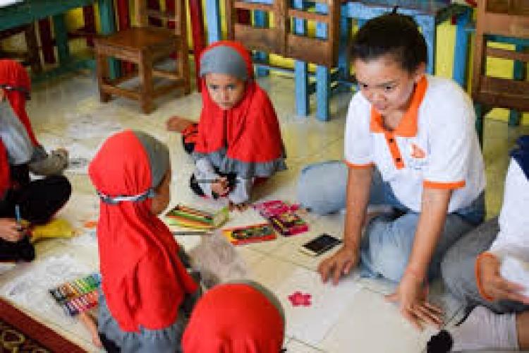 Pendidikan Berkelanjutan: Konsep dan Implementasi - Media Edukasi Informatif dan Terpercaya
