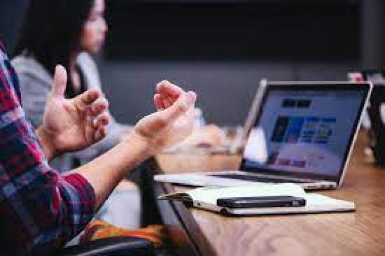 10 Aplikasi Pengajaran untuk Guru di Era Digital - Media Edukasi ...